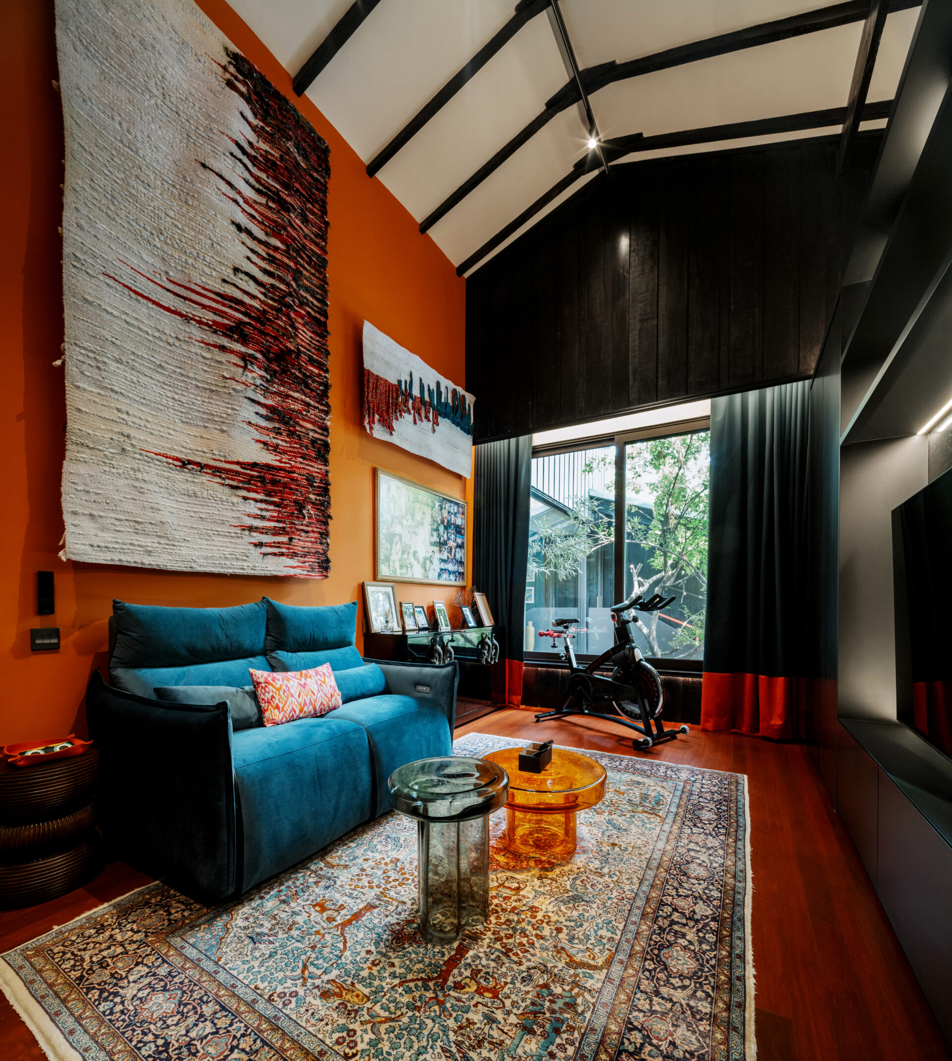 BAAN MOOK V – Something Architecture
